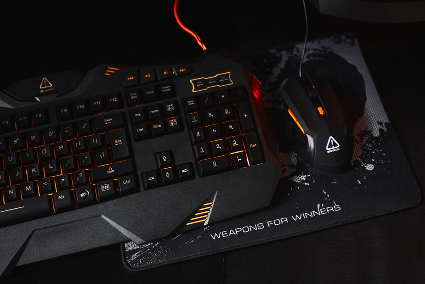 QWERTY Keyboard History – CANYON Blog